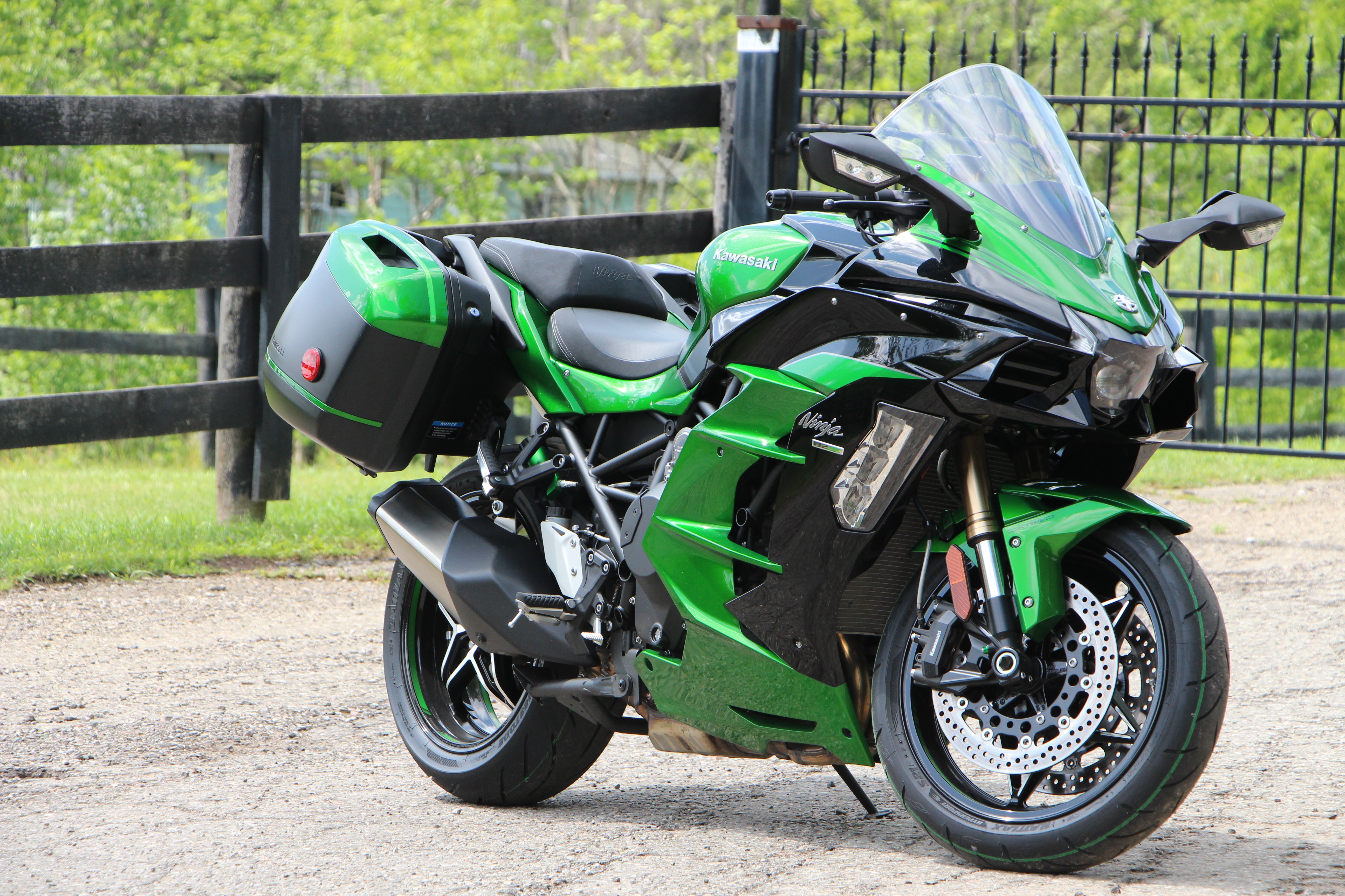 2018 Kawasaki H2 SX SE Atomic Green Cycle Canada