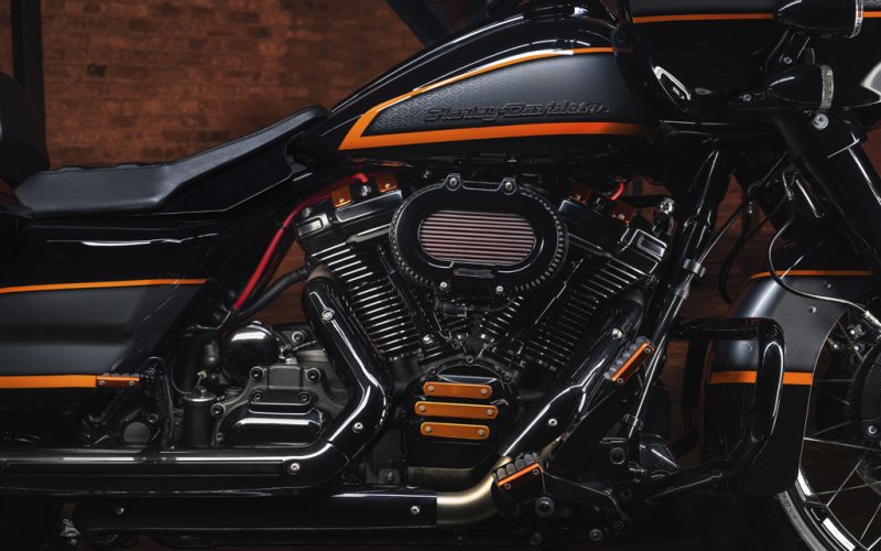harley-davidson-reveals-new-apex-factory-custom-paint-roadglidespecial ...