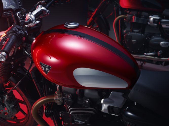 triumph-speed-twin-900-chrome-edition-tank-2 – Cycle Canada