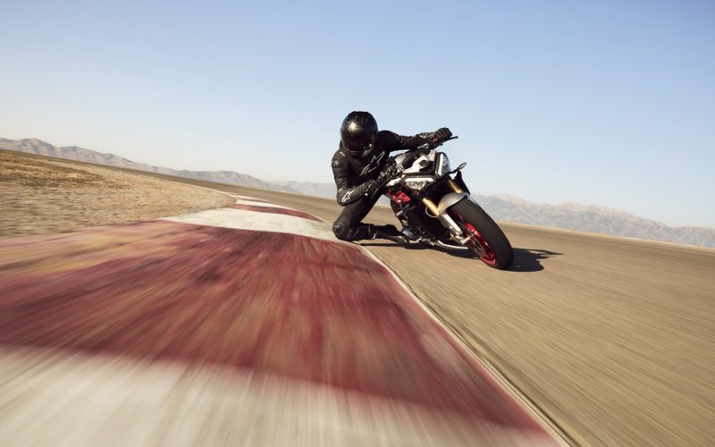 NEW PINNACLE FOR TRIUMPH’S STREET TRIPLE 765 – Cycle Canada